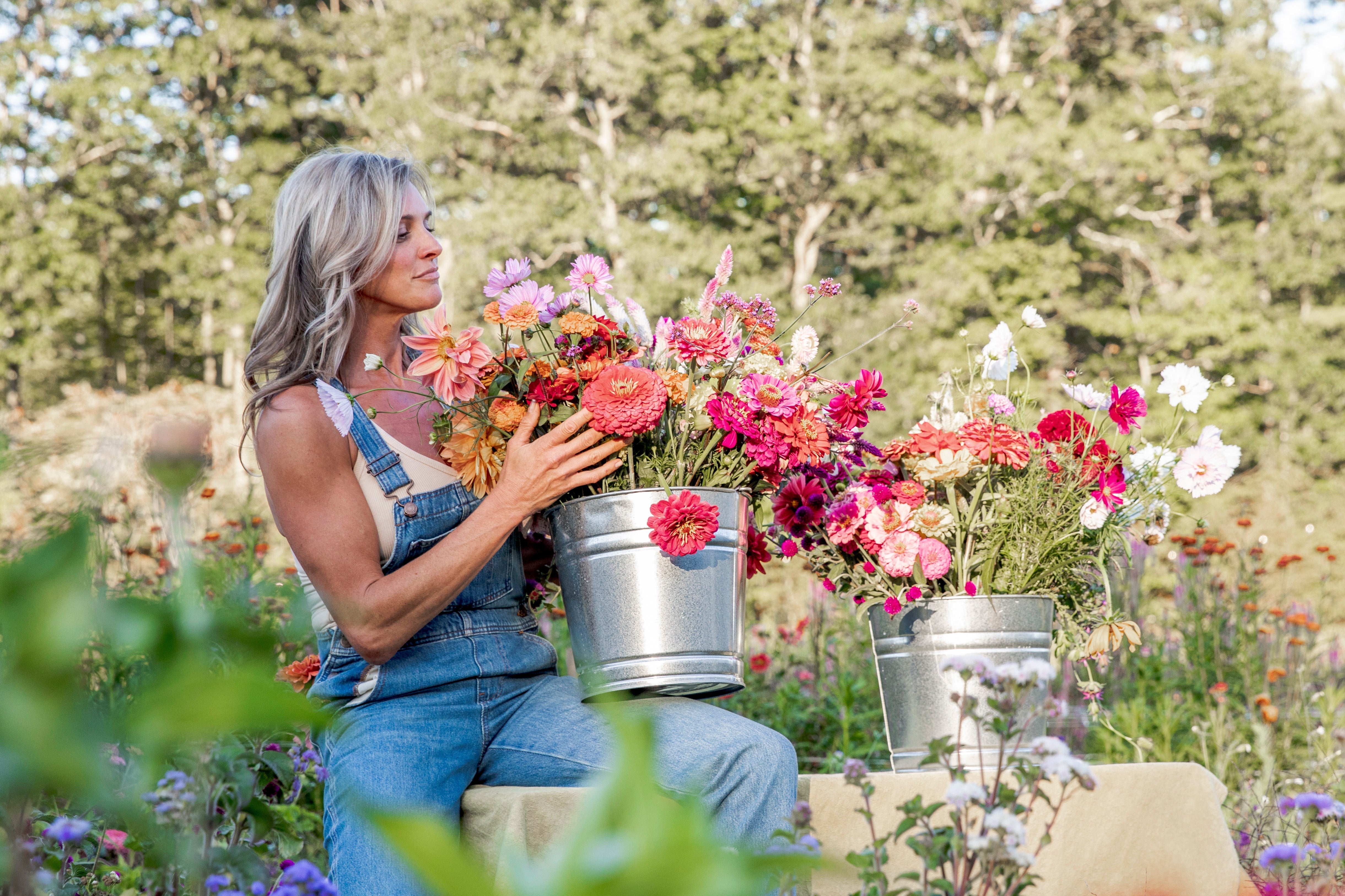 Flowers By The Bucket – Gardent Farms